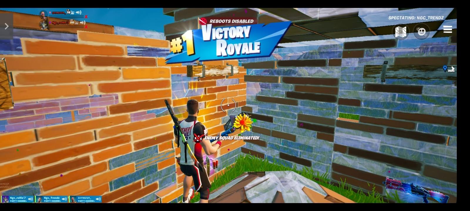 fortnite mobile building is complicated but as I'm learing it's kinda ...